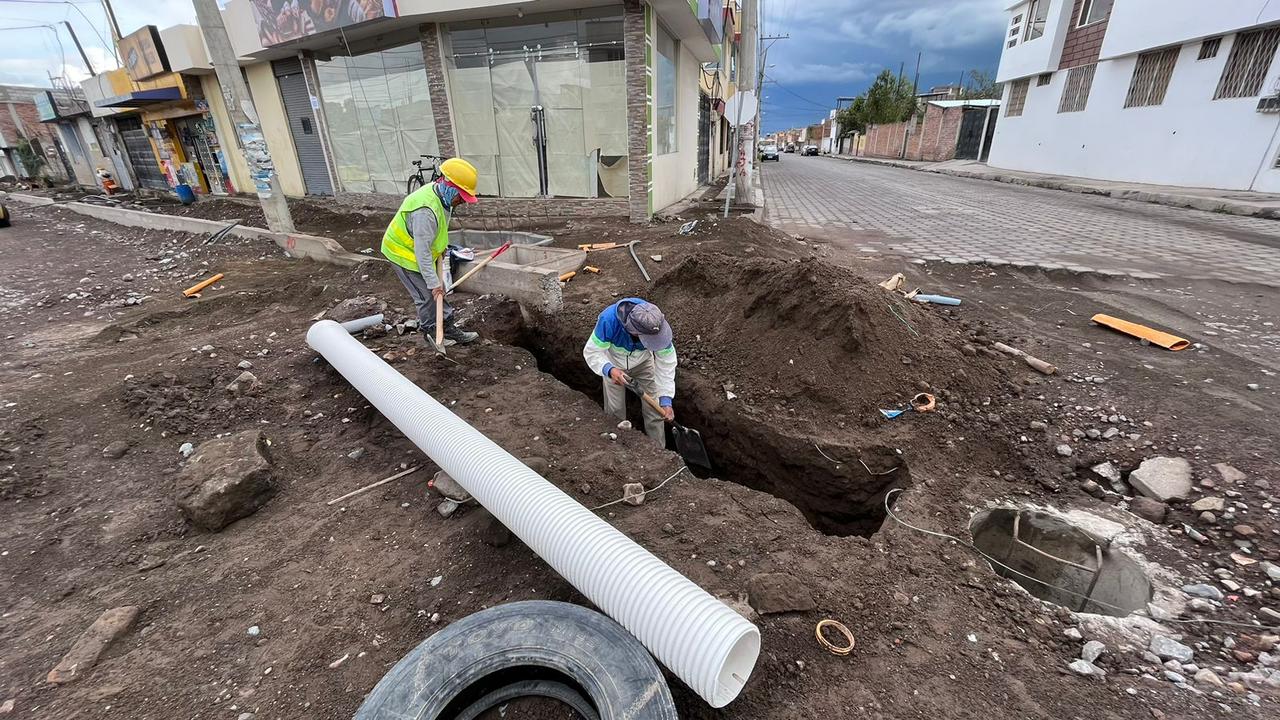 Riobamba Informa - El Municipio ejecutará proyectos de agua potable y ...